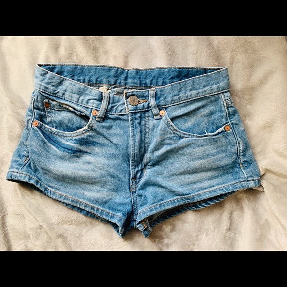 BDG | Shorts | Bdg 25w Essential Short Midrise Destroyed Shorts | Poshmark